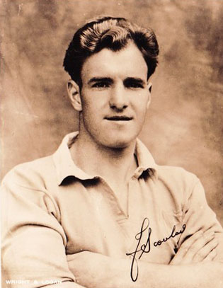 Jimmy Scoular - tough wing half - Pompey History Society