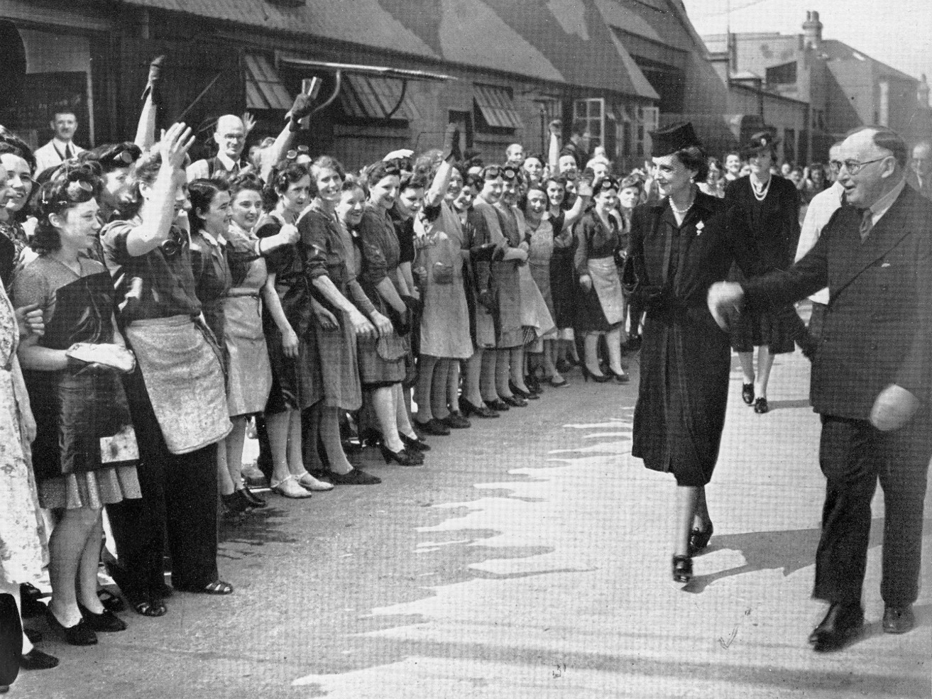 Merton Heritage Service celebrates the 80th anniversary of V E Day ...